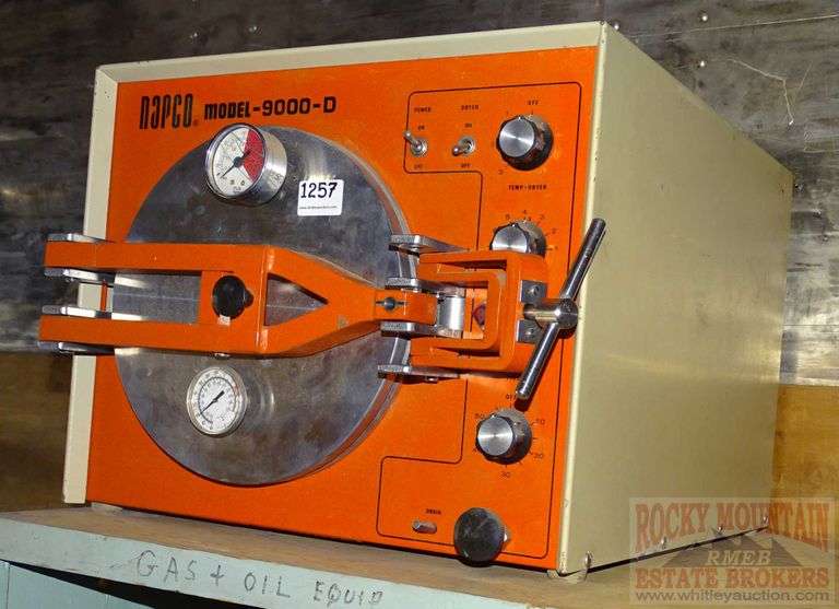 Napco Model 9000-D autoclave-sterilizer. A nice looking sterilizer ...