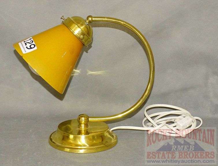 Cute vintage brass gooseneck desk lamp with Art Glass shade. Small chip ...
