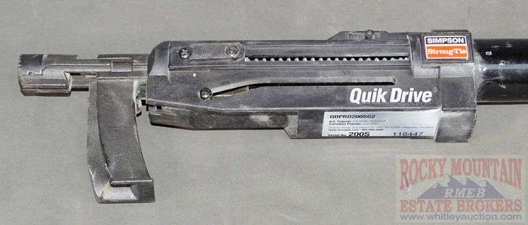 DeWalt DW276 VSR deck/drywall screwdriver with Quik Drive 200S multi ...