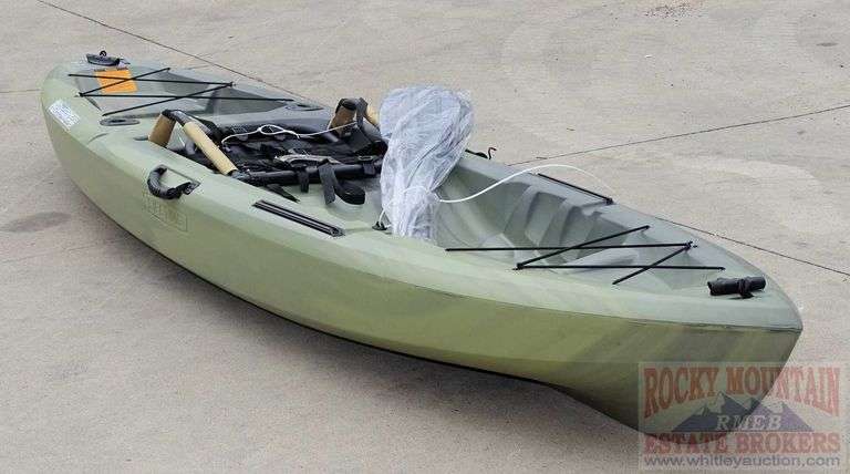New Lifetime Kenai Pro Angler 100 Sit-on-top Kayak. - Rocky Mountain ...