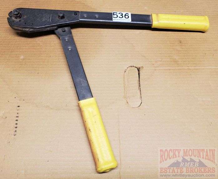 Stanley 84-205 mild steel bolt cutter. - Rocky Mountain Estate Brokers Inc.