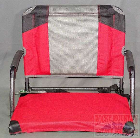 New Member's Mark Deluxe Stadium Seat. 250# total weight capacity ...