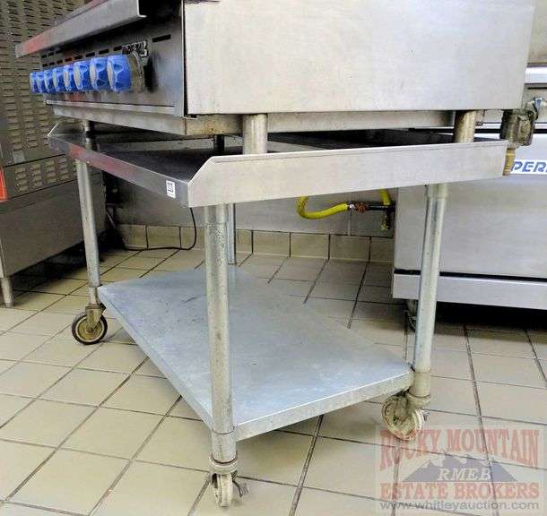 48" Stainless Steel Rolling Work Table with Backsplash. 30.5"X48"X28 ...