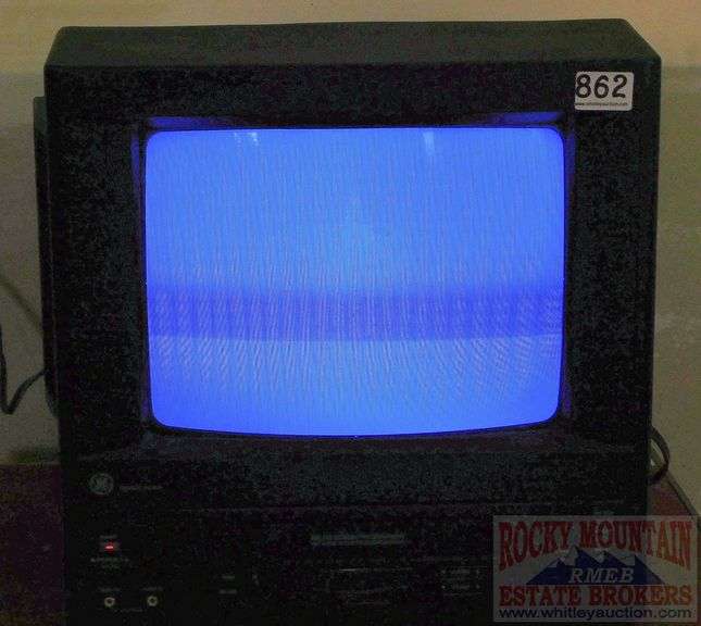 GE 13" color TV with built in VCR. This appears to work. - Rocky ...