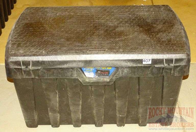 Super Heavy Duty Contico Pro-Tuff Bin full of bubble wrap & other ...