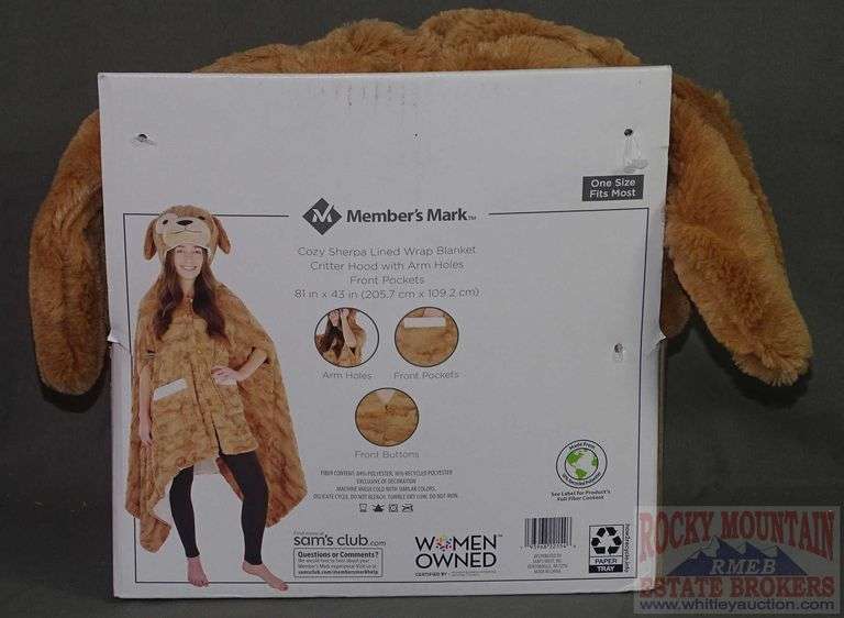 New Member's Mark Sherpa Lined "Critter" Wrap Reversible Blanket. This ...