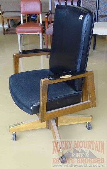 Art Modern Wal-nut Roll Around Office Chair, Arm Rests have Some Wear ...