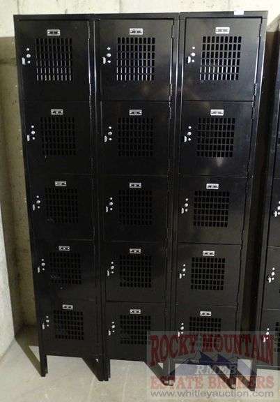 3 Jorgenson 5 Locker Locker Sections Bolted Together. 78x45x18. These ...