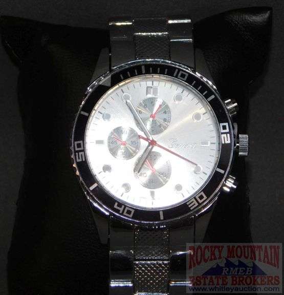 New Geneva Quartz Silver Tone Watch with 3 Non-Functioning Chronograph ...