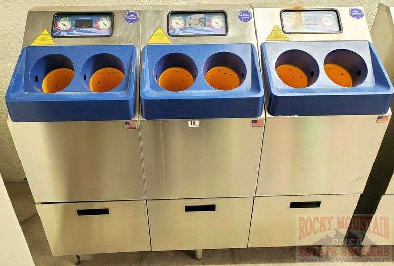 Meritech CleanTech 2000s/4000s 3-Bay, Freestanding Stainless Steel ...