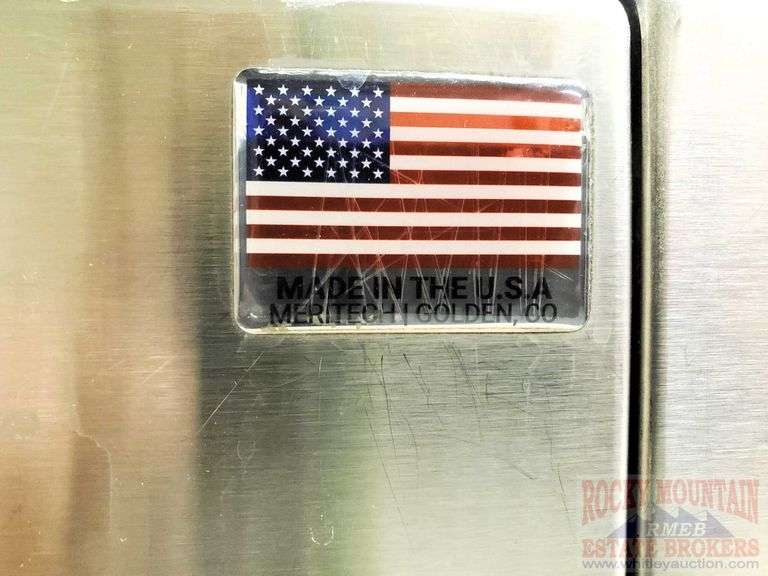 Meritech CleanTech 2000s/4000s 3-Bay, Freestanding Stainless Steel ...