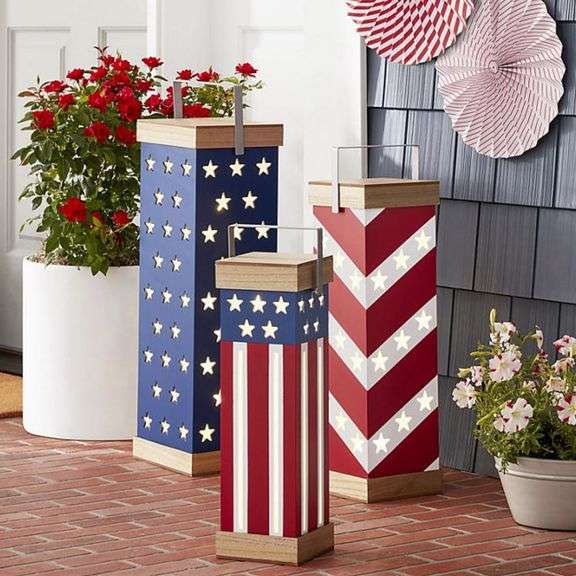 Cool Set of 3 Member's Mark Graduated Pre-Lit Wooden Stars & Stripes ...