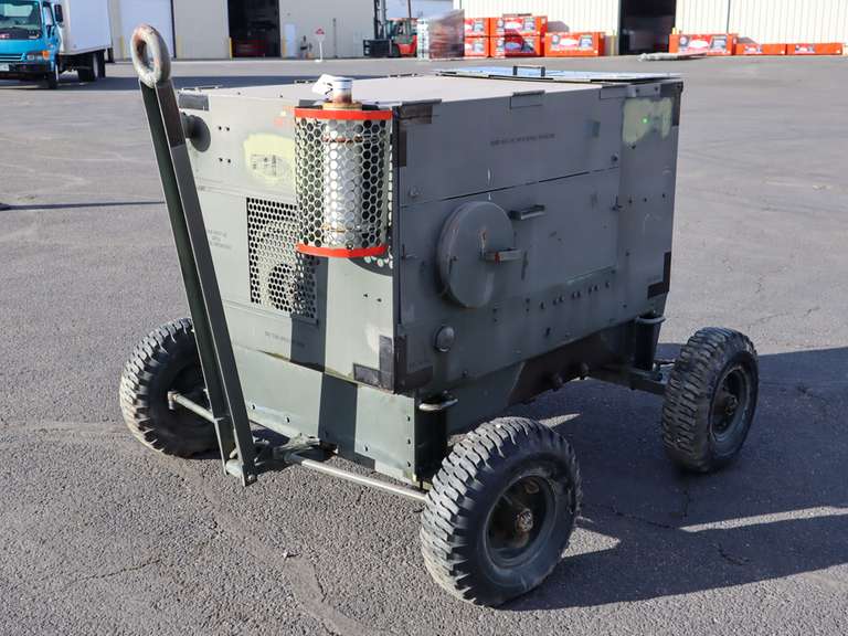 Military Grade Towable Air Compressor - Roller Auction