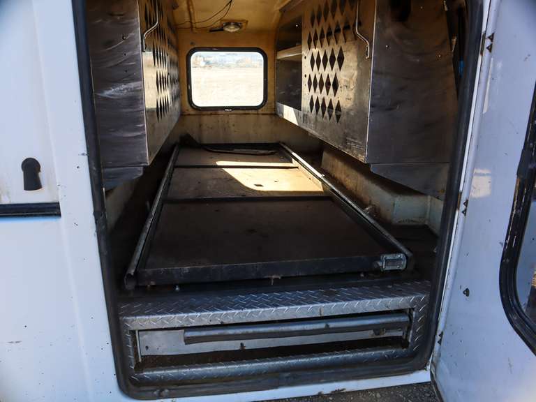 Slide-In Utility Shell For Pickup, 62in Wide x 100in Long - Roller Auctions