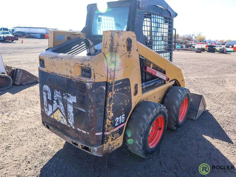 2000 Caterpillar 216 Skid Steer Loader - Roller Auctions