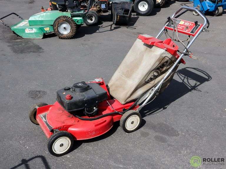 Toro 21" Push Mower, Gas - Roller Auctions