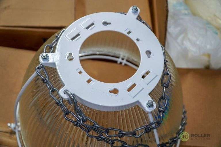 (4) Thomas Day-Brite Lighting Fixtures - Roller Auctions