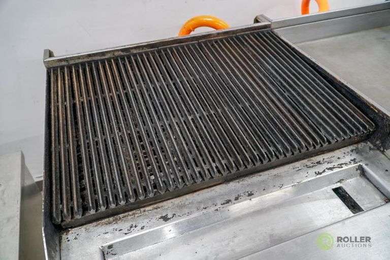 Southbend Stainless Steel Heating / Cooling Combo Unit With 31in 2 ...