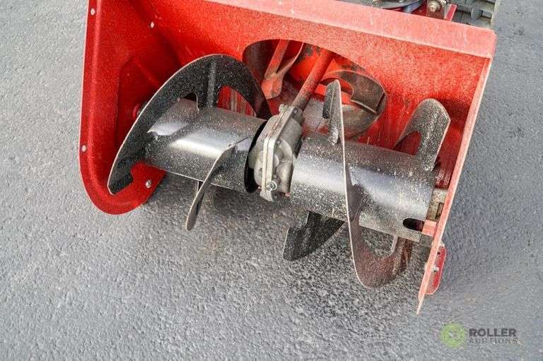 Toro 521 Snowblower, Gas - Roller Auctions