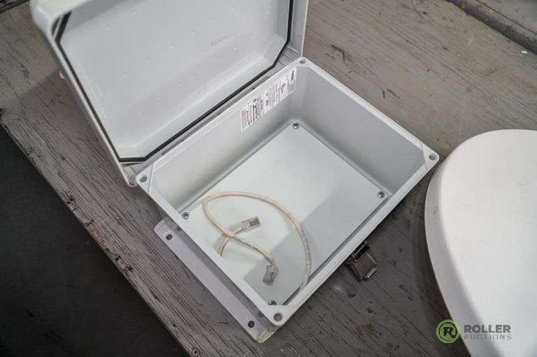 (5) Exterity AVPLY-R9210 Avedia Player, (5) Exterity IPTV Licenses and ...