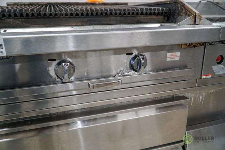 Southbend Stainless Steel Heating / Cooling Combo Unit With 31in 2 ...