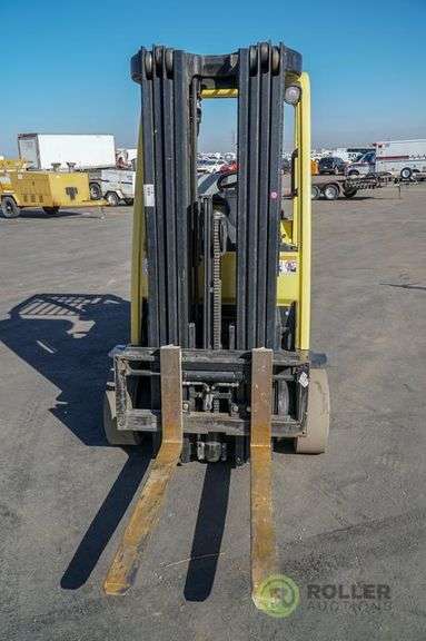 Hyster 50 Fortis S50FT Forklift, 42in Forks, 4-Stage, Side Shift, Solid ...