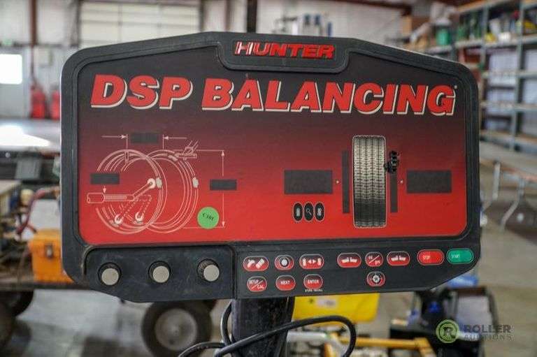 Hunter DSP9200 Wheel Balancer - Roller Auctions