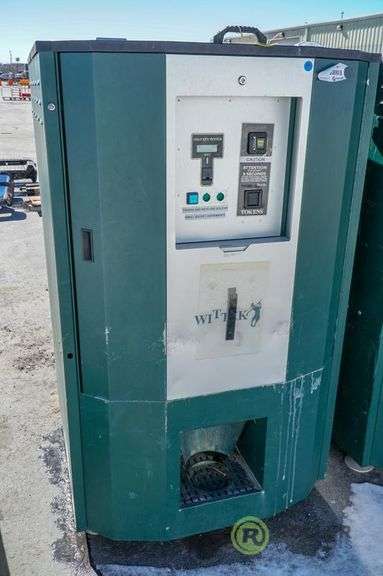Wittek Driving Range Golf Ball Dispenser, Token and Key Operated ...