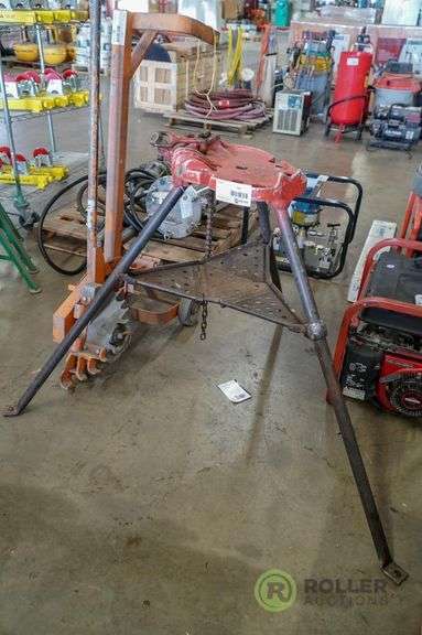 Ridgid 450 Tri Stand - Roller Auctions