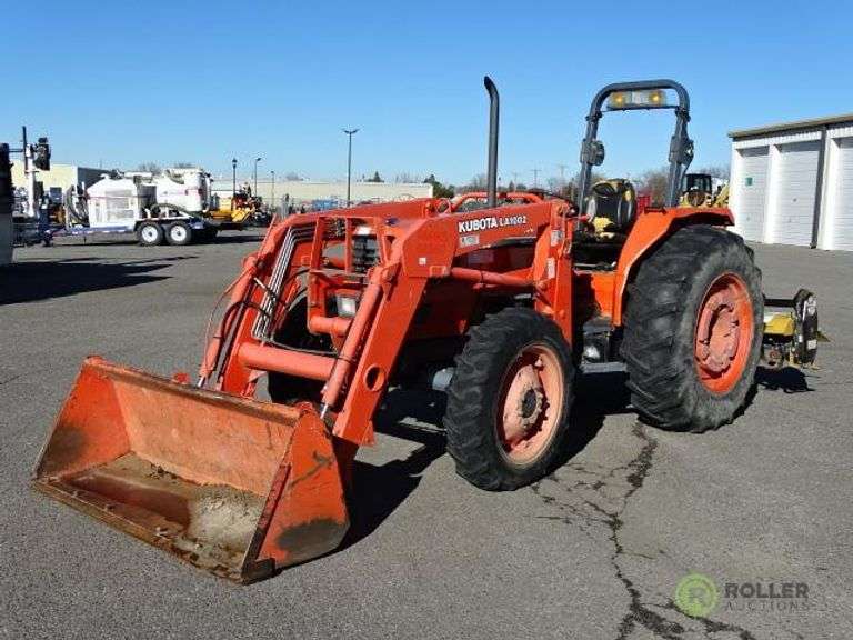 2000 Kubota M6800 Utility Special 4WD Tractor, 4-Cylinder Diesel ...