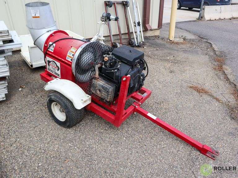 Buffalo Turbine Pull-Behind Debris Blower - Roller Auctions
