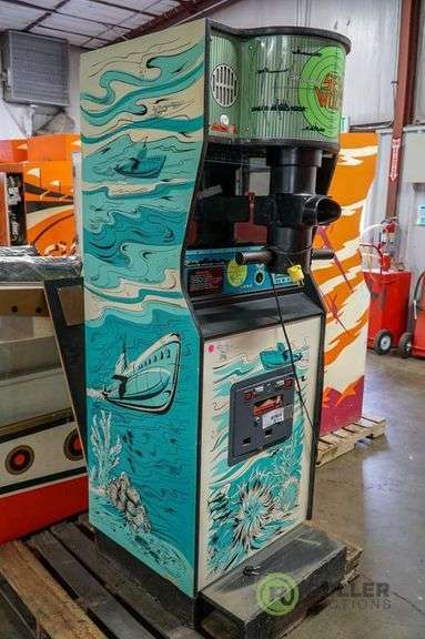 1976 Midways Sea Wolf Periscope Arcade Game, Powers On, Needs Repair ...