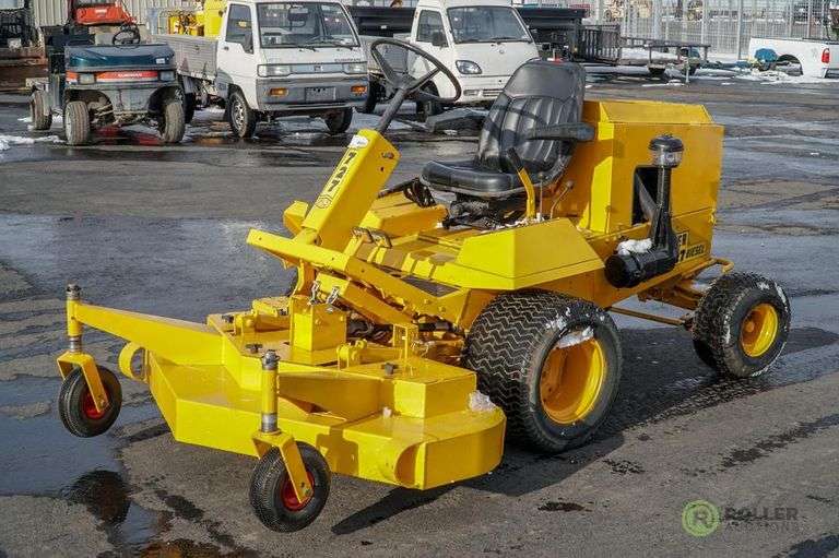 Howard Price 727 Ride On Commercial Mower, 3-Cylinder Diesel, 60in Cut ...