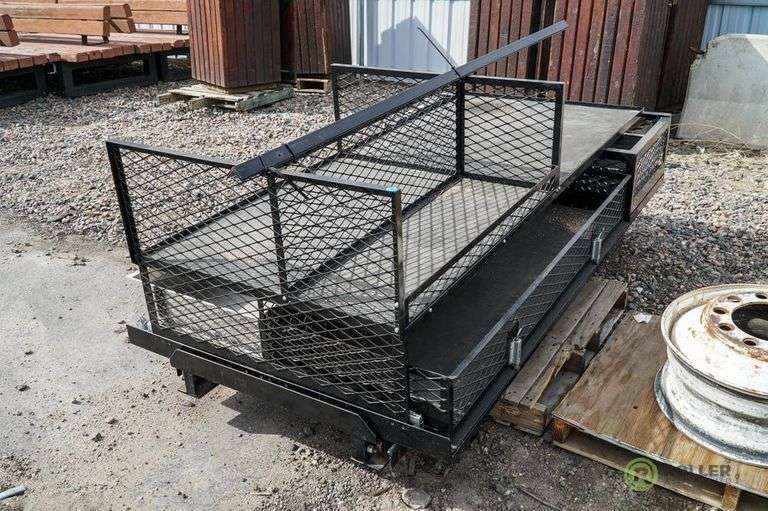 Extendo Bed EB1290 Bed Extender, 1200 LB Capacity, 93in x 48in - Roller ...