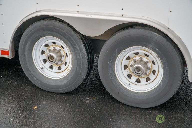 2001 CGMT T/A ENCLOSED TOY HAULER TRAILER, 24' x 8', Electric Jack ...