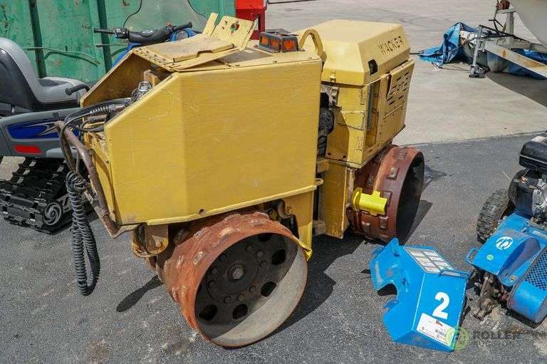 Wacker RT820 Diesel Sheep's Foot Roller Compactor, 2-Cylinder Diesel ...