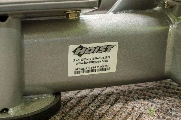 Hoist HD-3200 Lat Pulldown / Mid Row Cable Machine, 2-Way Adjustable ...