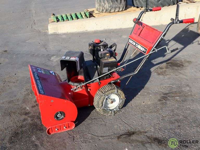 Snow Champ Snow Blower - Roller Auctions