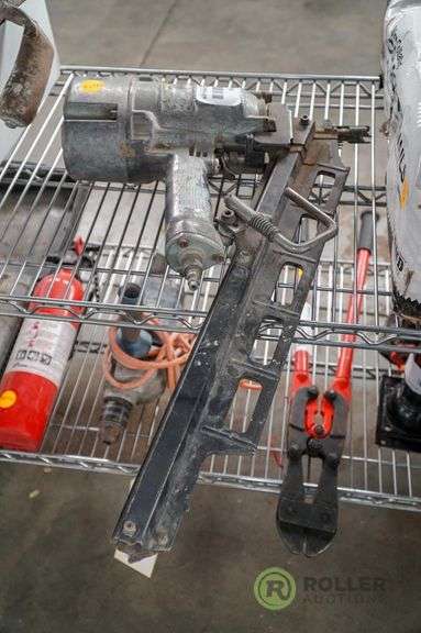Hitachi NR83A2 3-1/4in Strip Nailer - Roller Auctions
