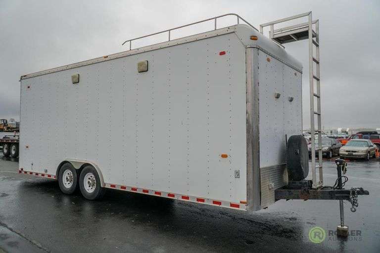 2001 CGMT T/A ENCLOSED TOY HAULER TRAILER, 24' x 8', Electric Jack ...