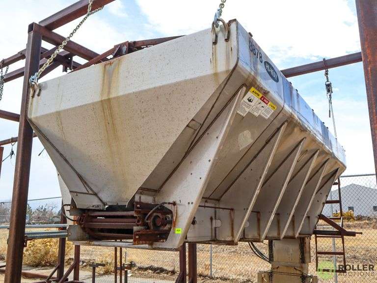 Hi-Way E2020XT Slide-In Sander/Spreader, S/N: 124832, City of Loveland ...