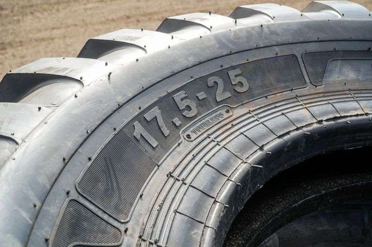 (4) New Loadmaxx 17.5-25 Loader Tires - Roller Auctions