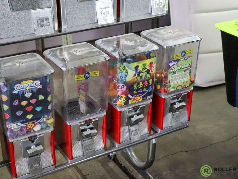 Folz Coin Operated Toy Vending Machine - Roller Auctions