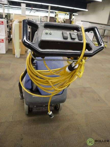 Windsor Clipper Carpet Cleaner - Roller Auctions