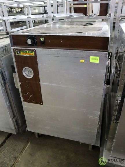 Cres-Cor Crown X H-339-188 Heated Holding Cabinet on Casters - Roller ...
