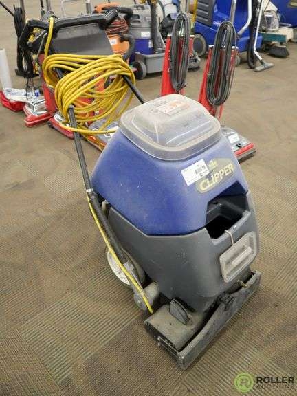 Windsor Clipper Carpet Cleaner - Roller Auctions