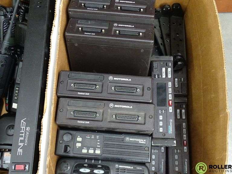 (3) Trays of Motorola Control Units T99DX-1310W_Astro with Assorted ...