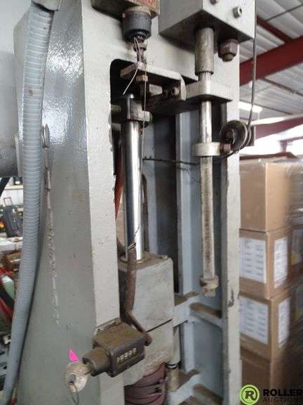 Frohing 65HA100 Mini-Jector Plastic Injection Molding Machine with ...