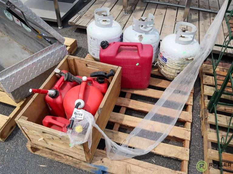 Pallet of Propane Tanks and Gas Cans - Roller Auctions