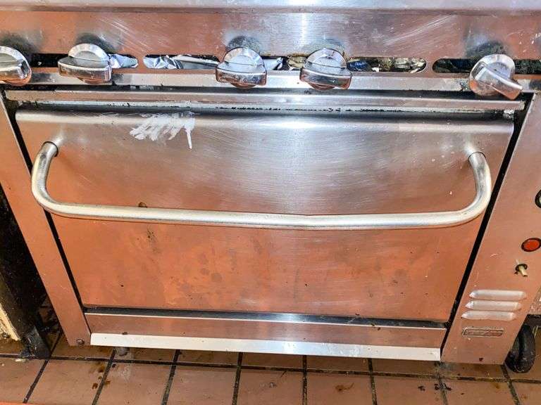 Vectaire Stainless Steel 6-Burner Gas Range with Lower Oven on Casters ...